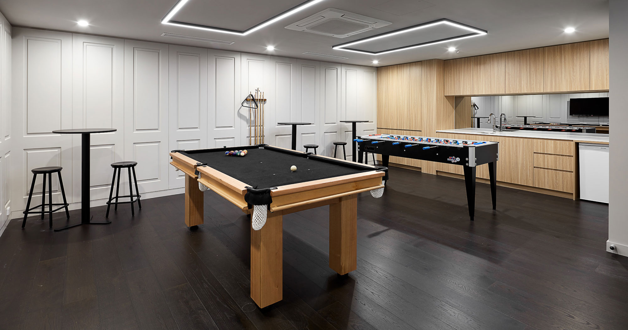 EMBASSY - Blue Earth